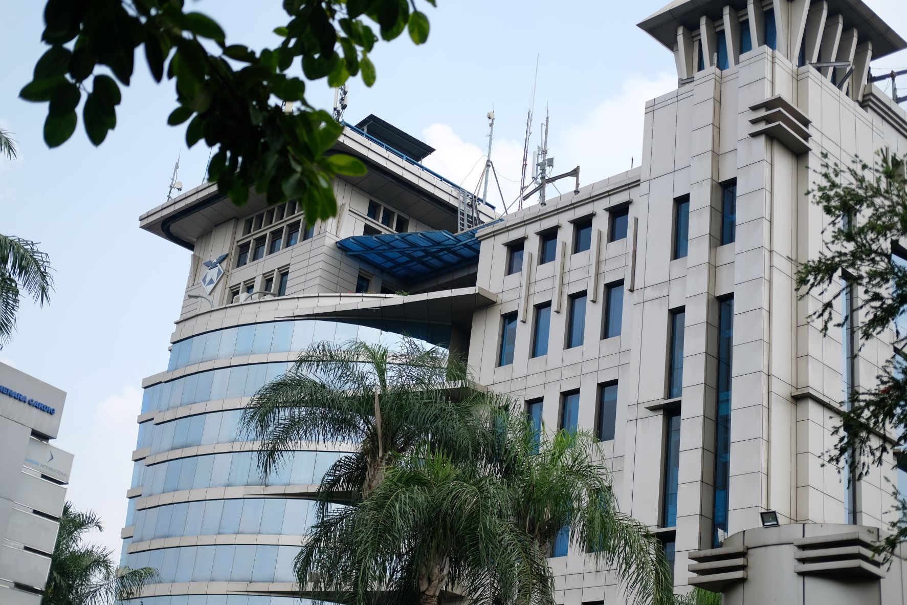 Cardig Garda Utama – Safety Matters