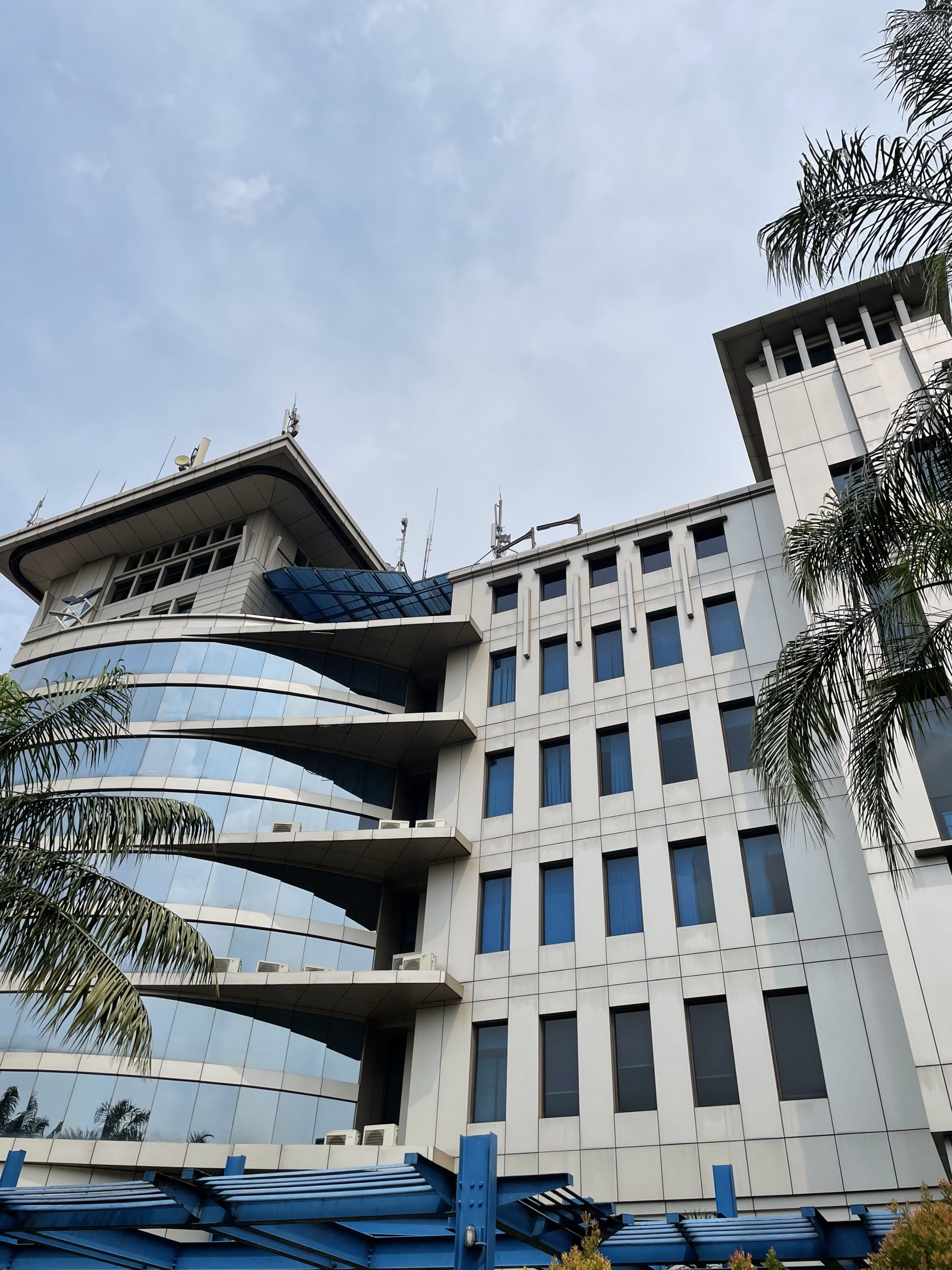 About – Cardig Garda Utama